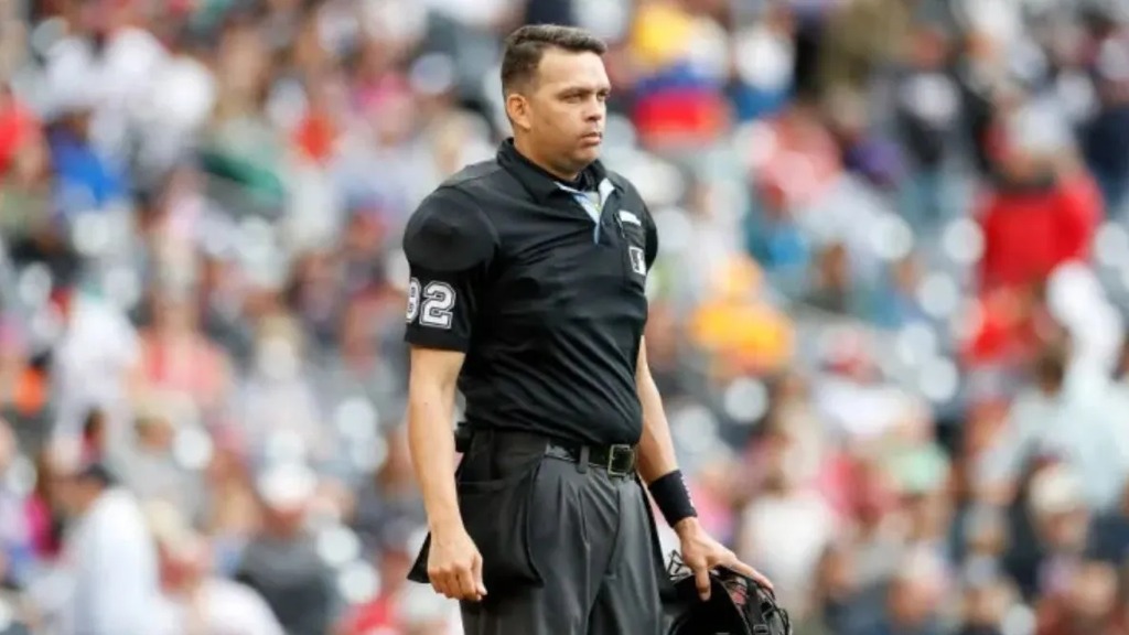 VENEZOLANO EMIL JIMÉNEZ AUMENTA EL NÚMERO DE ÁRBITROS DE SDC EN MLB ...